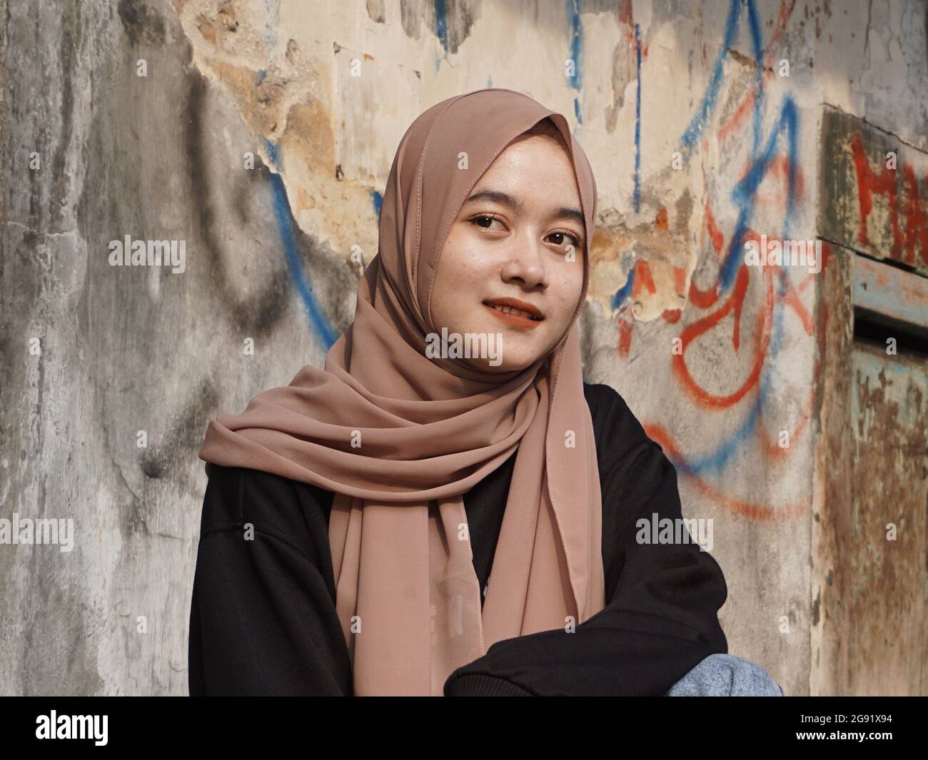 Close up Asian teenager with a natural expression Stock Photo - Alamy