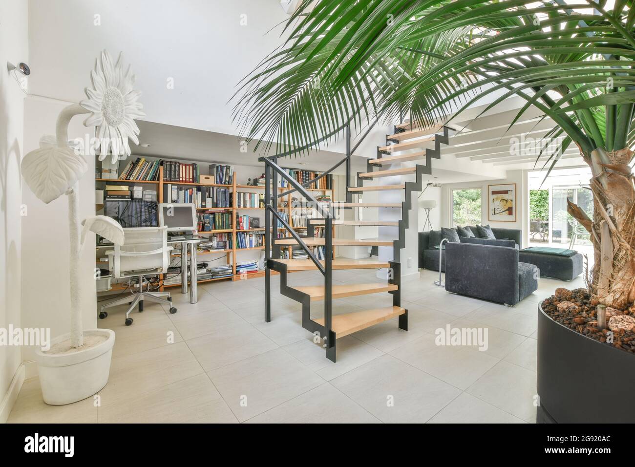 Bright interior design of a luxury house Stock Photo - Alamy