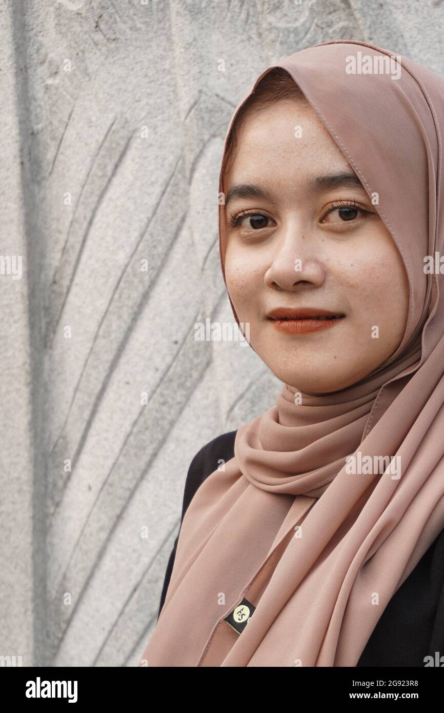 Beautiful Muslim girls with a natural background. The girl's vacation ...