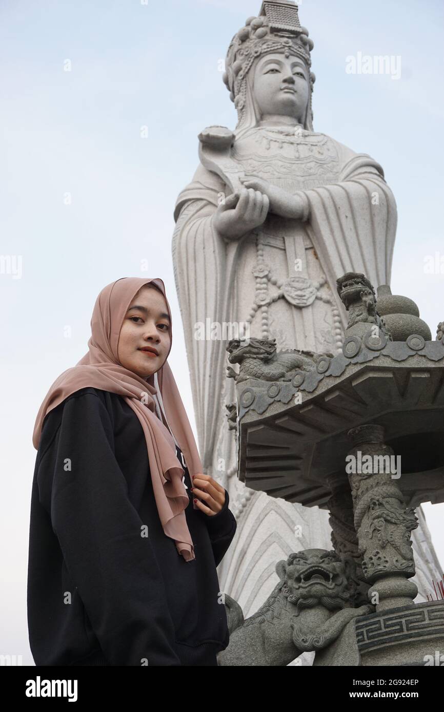 Beautiful Muslim girls with a natural background. The girl's vacation ...