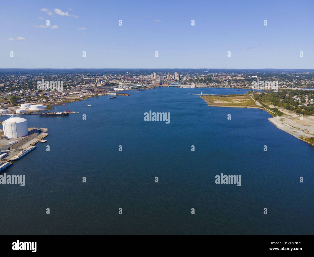 Narragansett bay house hi-res stock photography and images - Alamy