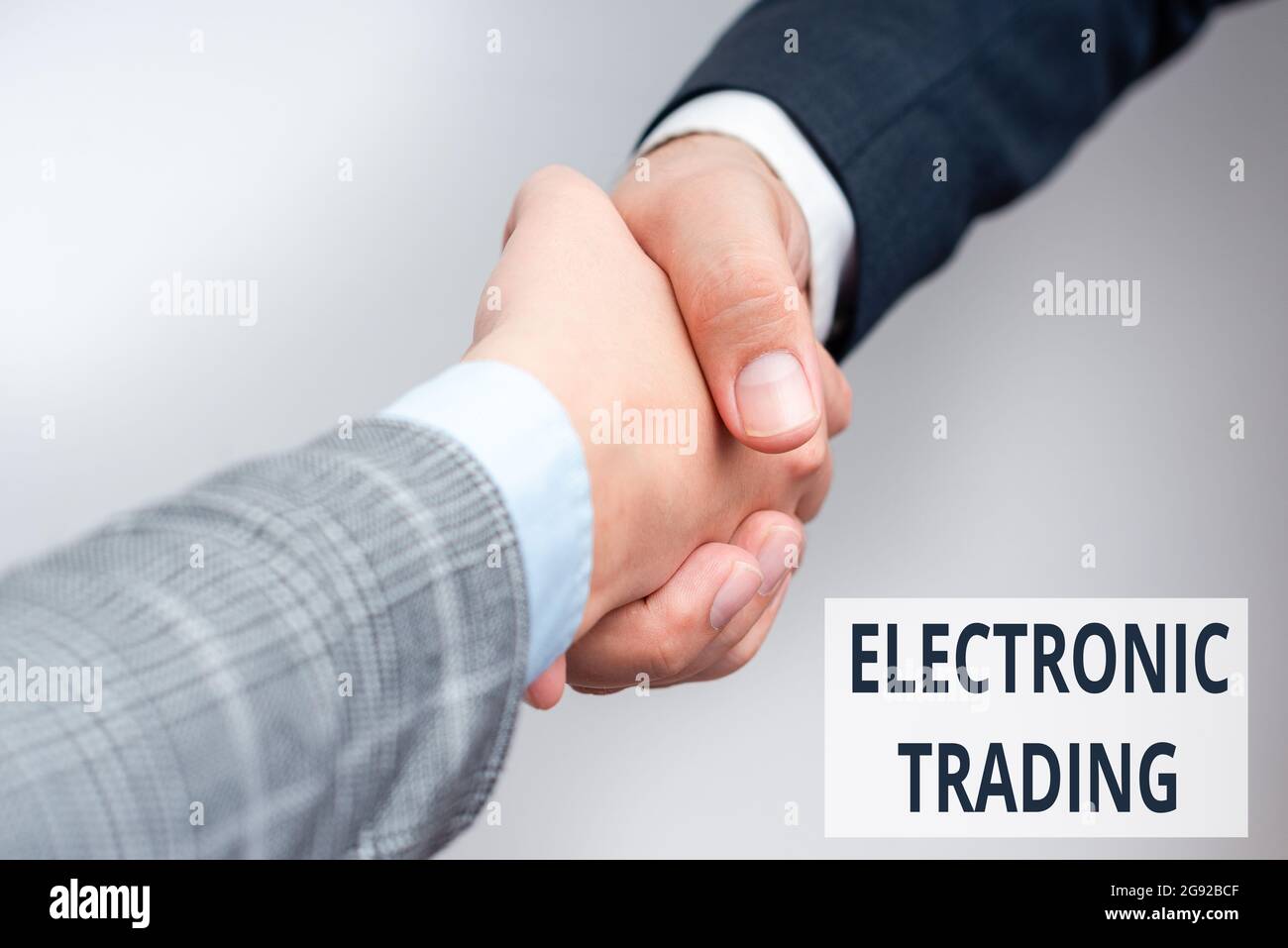 Text caption presenting Electronic Trading. Business showcase method of ...