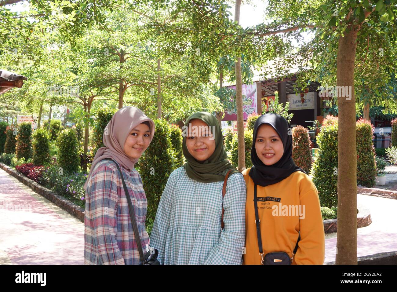 The beautiful Muslim woman is spending a holiday on Korea fantasy, East ...