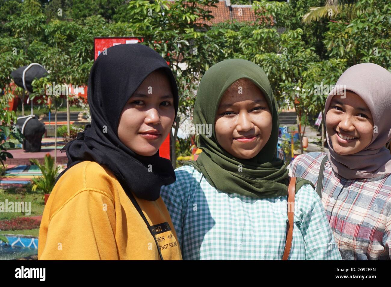 The beautiful Muslim woman is spending a holiday on Korea fantasy, East ...