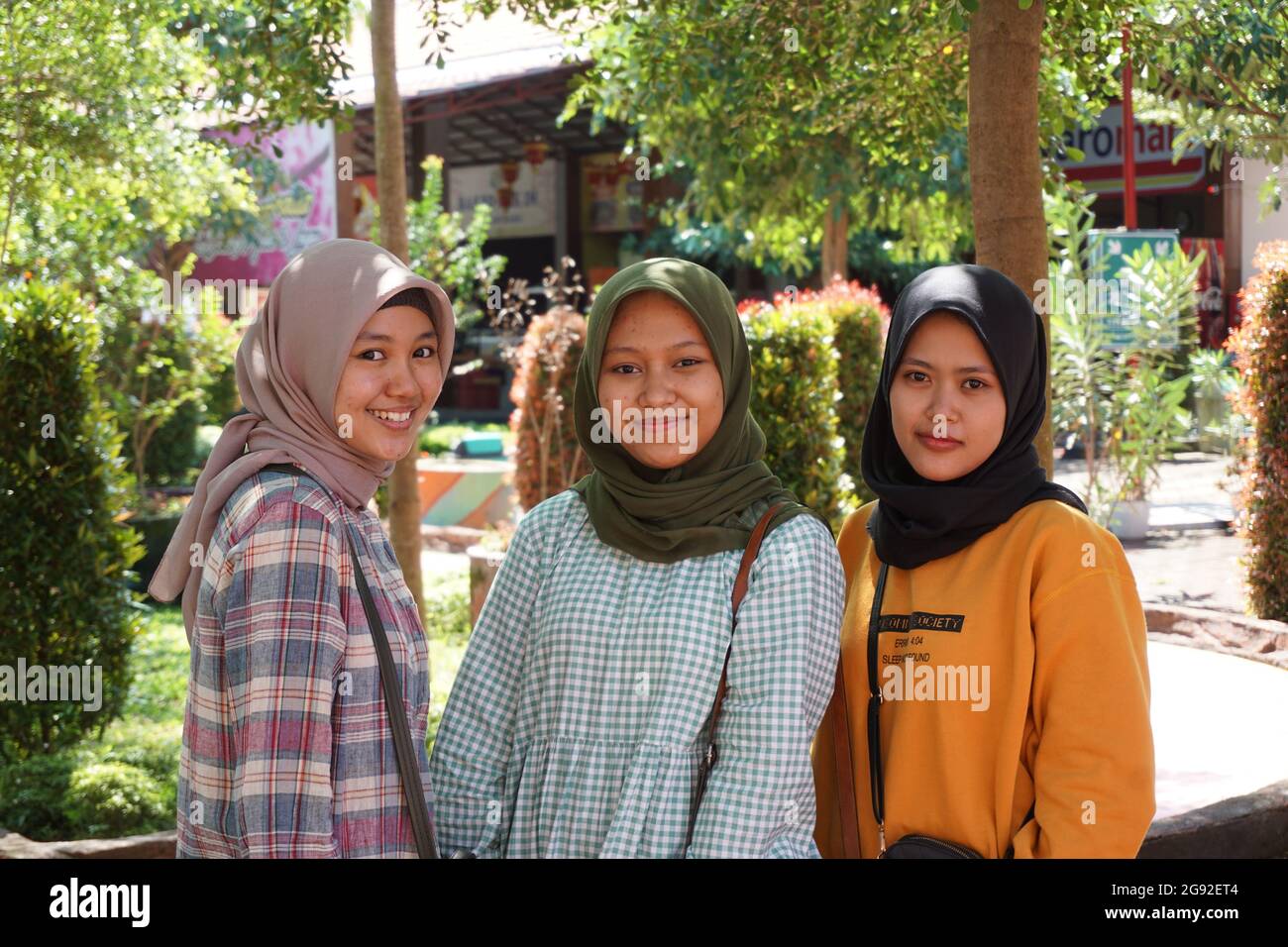 The beautiful Muslim woman is spending a holiday on Korea fantasy, East ...