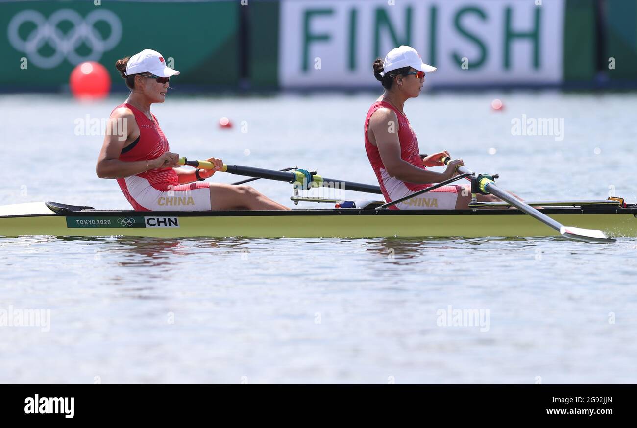 Tokyo, Japan. 24th July, 2021. Chinese rowers Huang Kaifeng (L) and Liu ...