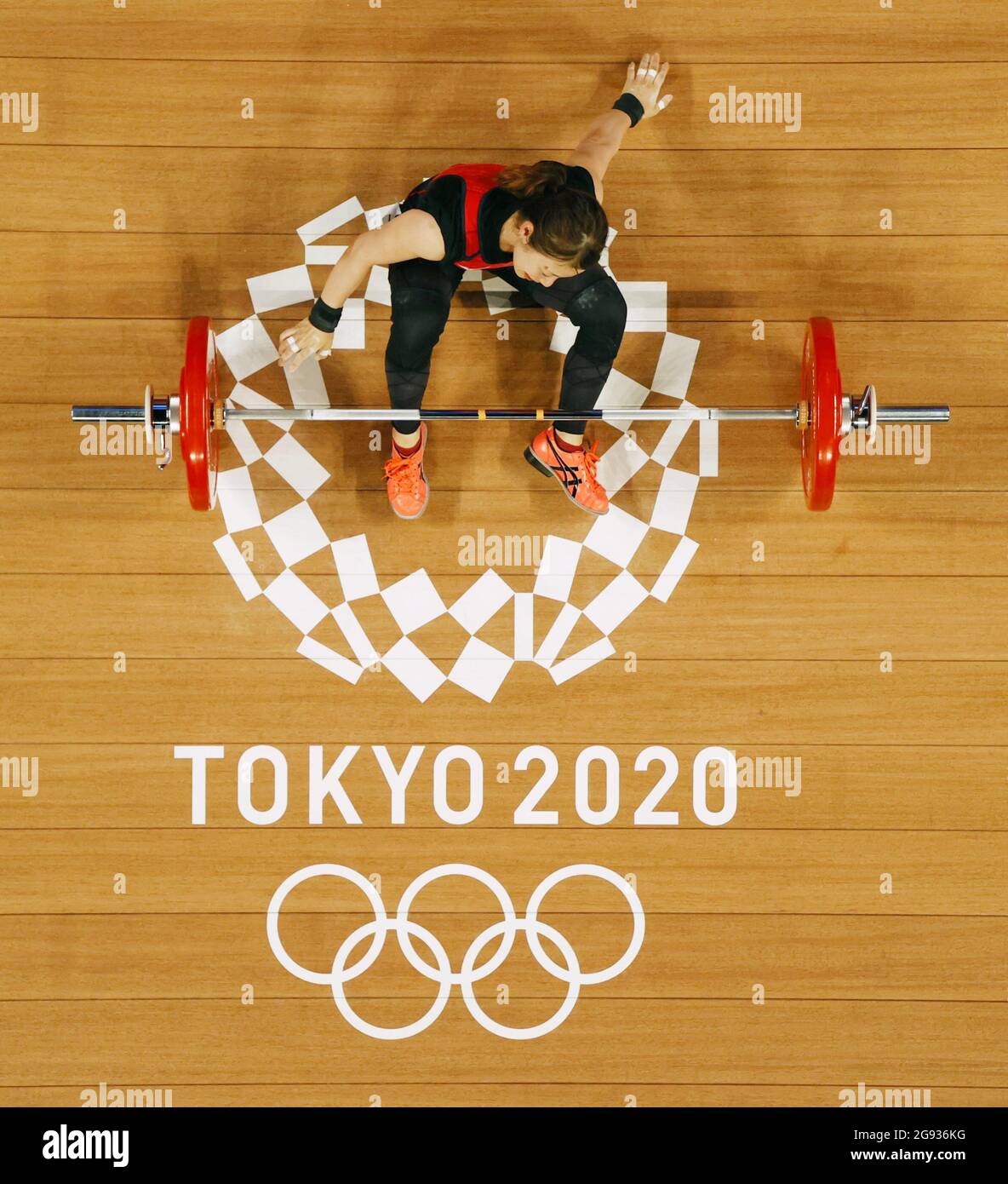 Tokyo, Japan. 24th July, 2021. Hiromi Miyake of Japan fails to lift 76 ...