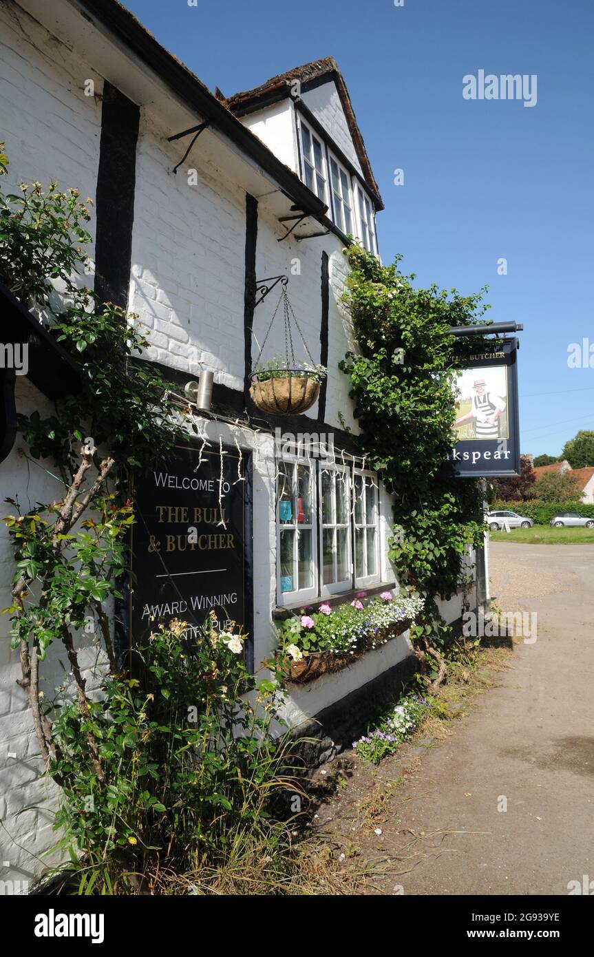 Bull and butcher pub hi-res stock photography and images - Alamy