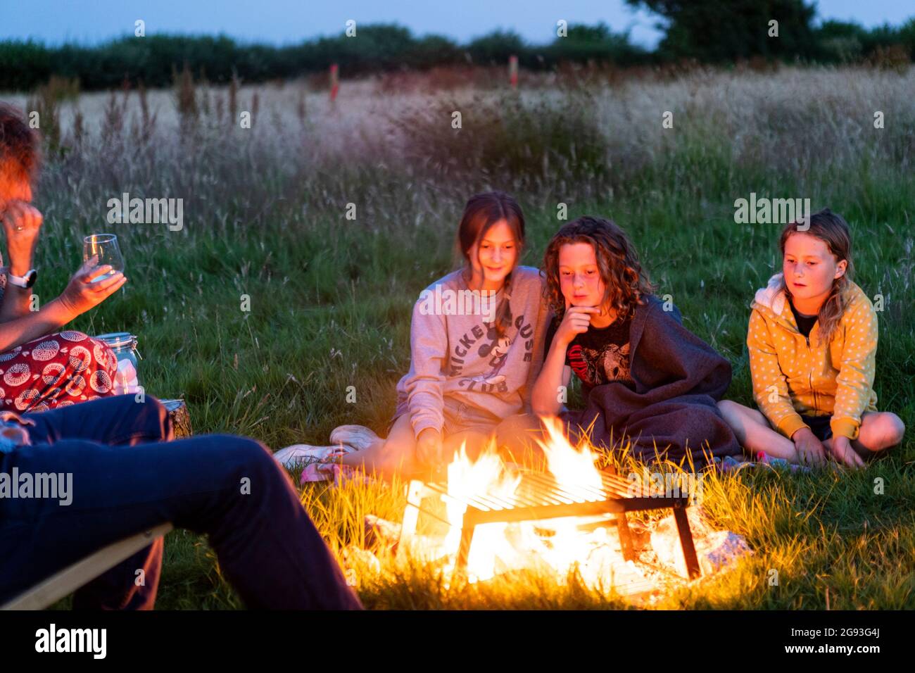Family campfire, marsh mallows and bug hunting holidays. Hope Farm ...