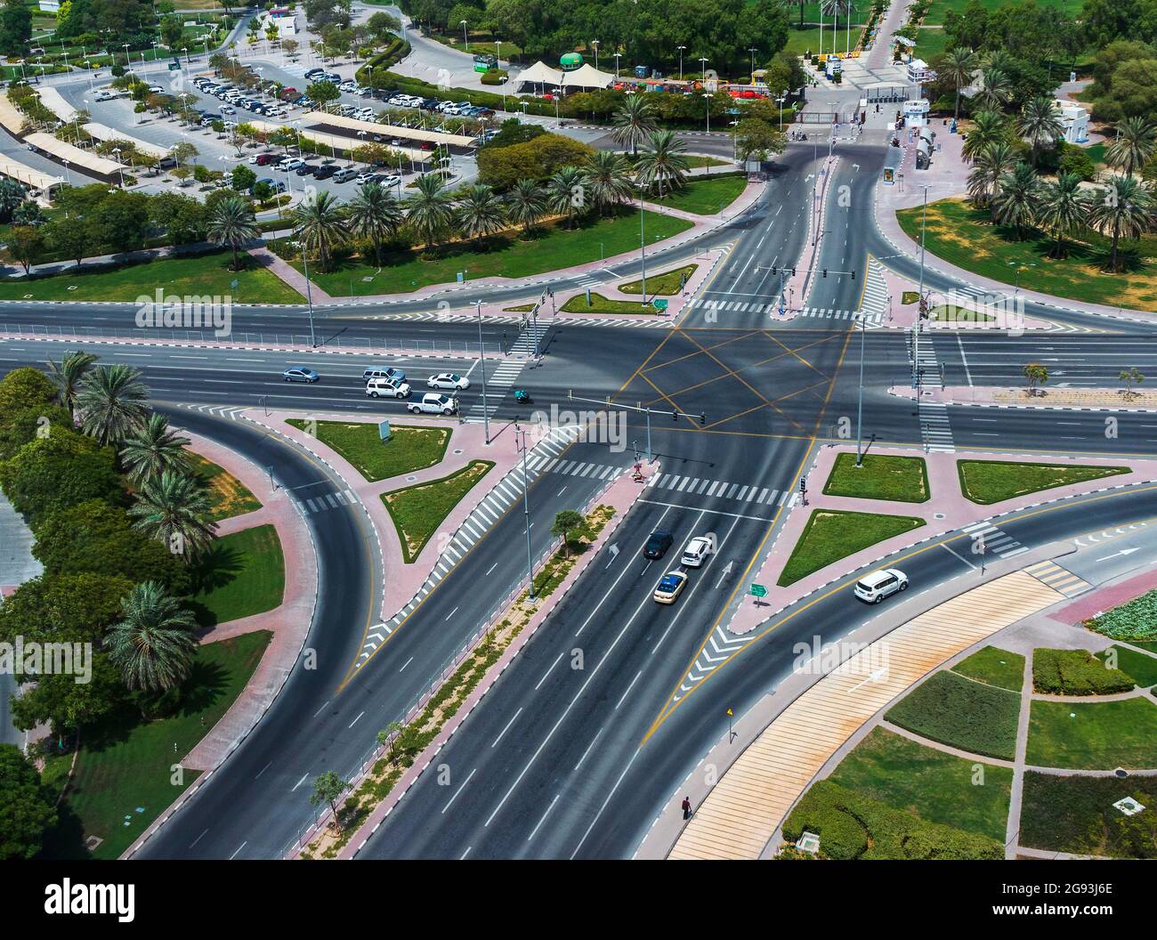 ,UAE - 07.22.2021 Cross road junction from above Stock Photo - Alamy