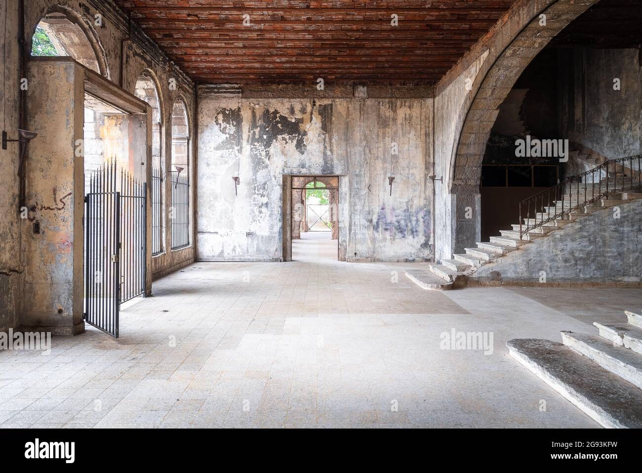 Sawfar Grand Hotel Abandoned in Sofar, Lebanon Stock Photo - Alamy