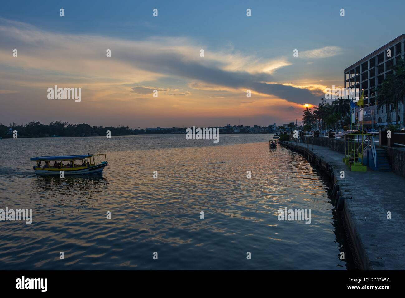 Beautiful seascape at sunset by the James Prinsep Ghat historical ...