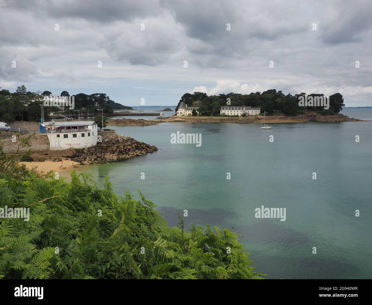 Douarnenez in brittany france hi-res stock photography and images - Alamy
