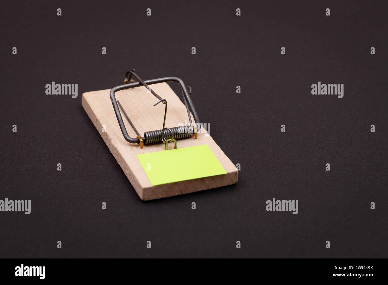 Blank Yellow Sheet of Paper in Wooden Mousetrap - Template. Small Memo ...