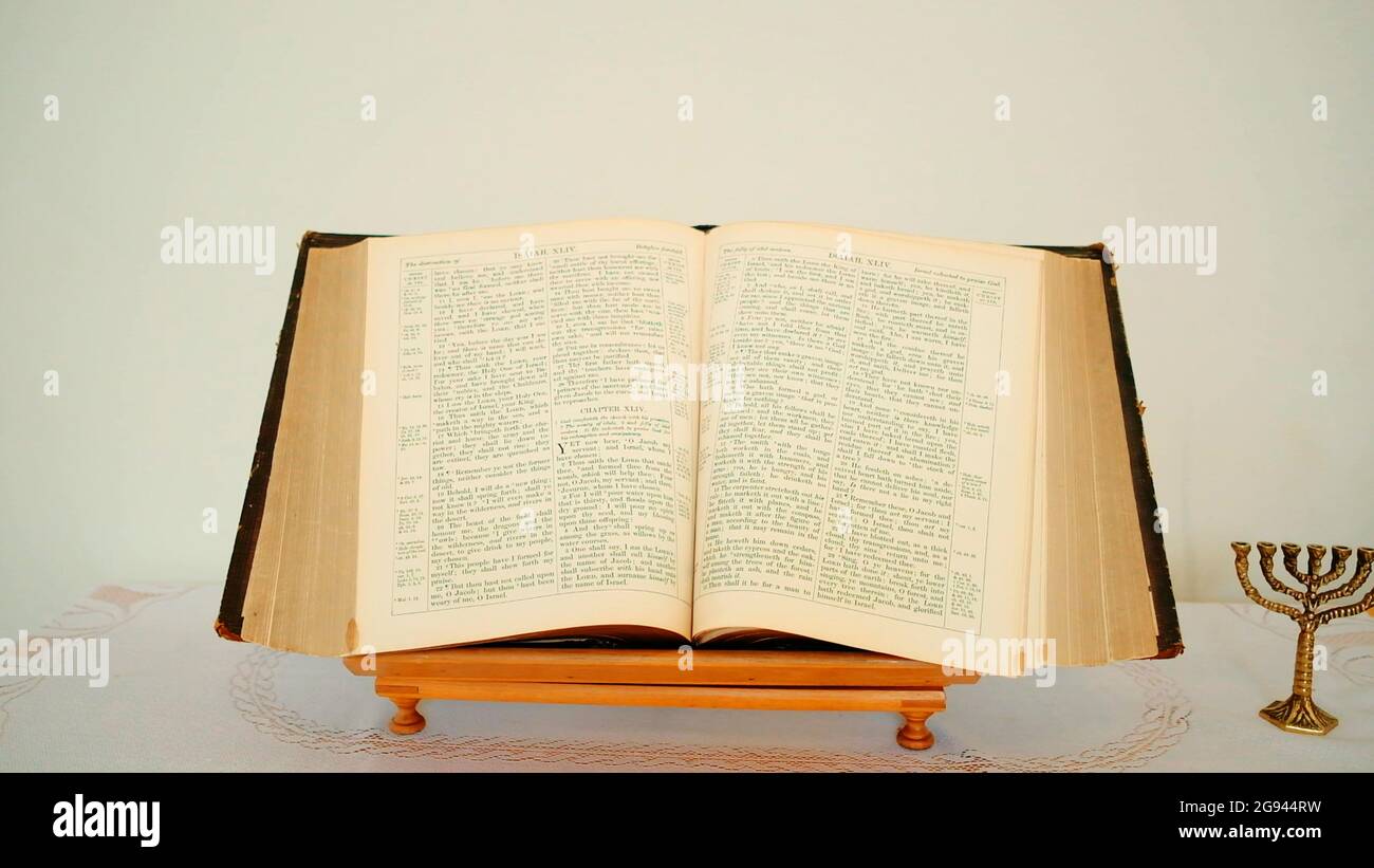 Bible on table hi-res stock photography and images - Alamy
