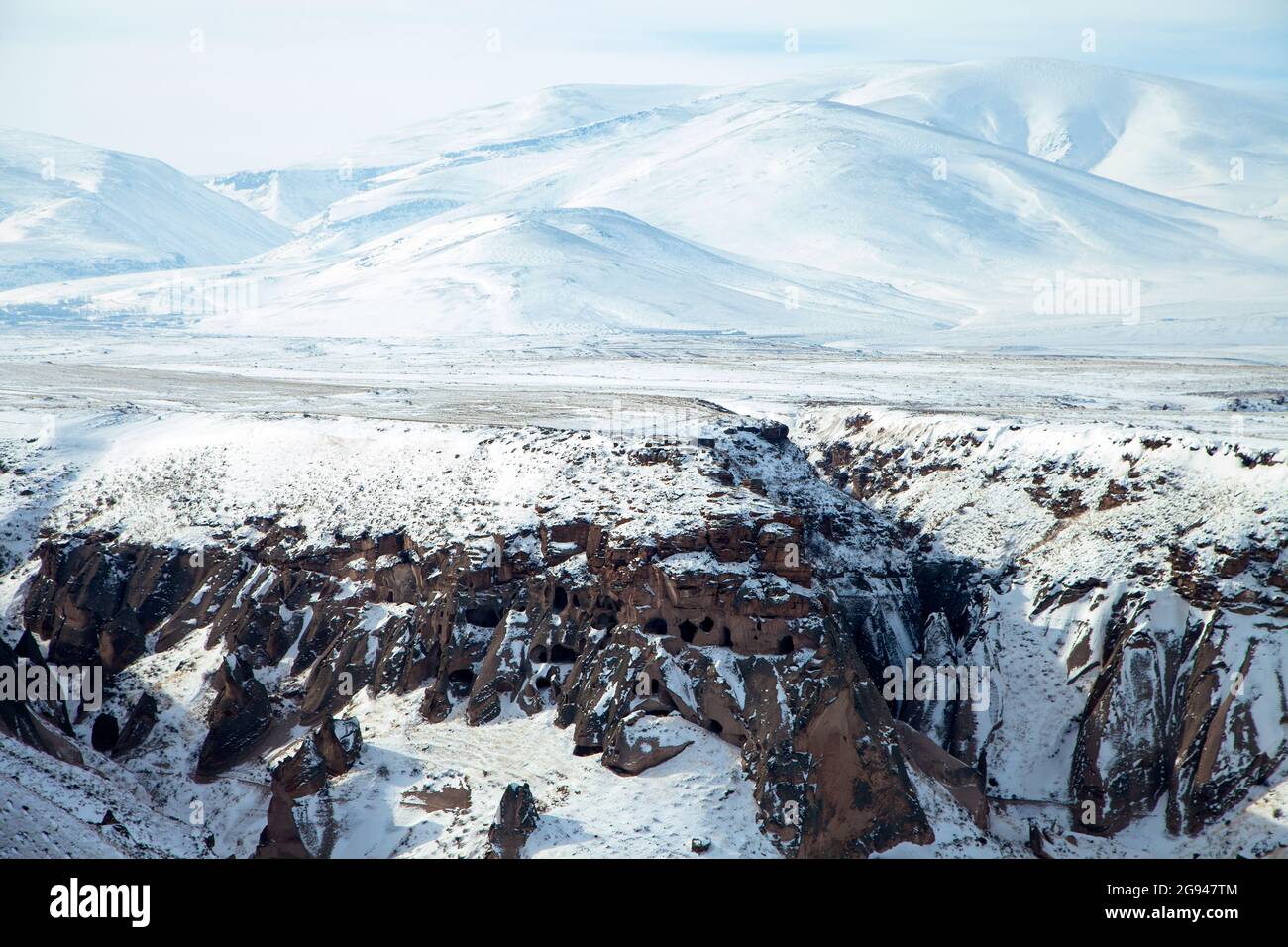 Cave 01 hi-res stock photography and images - Alamy