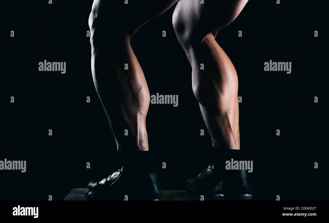 Black muscle man hi-res stock photography and images - Alamy