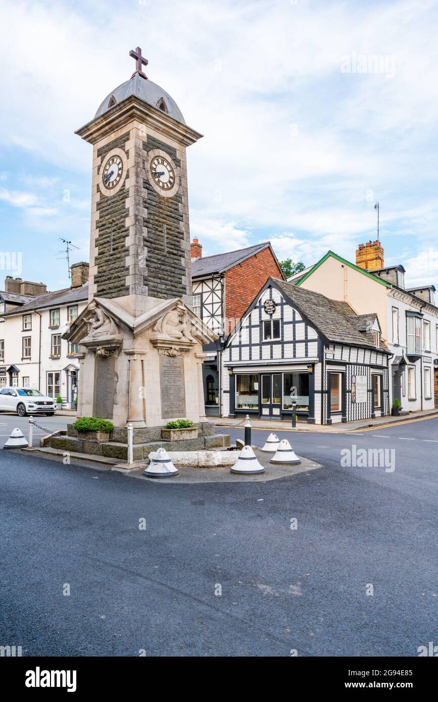 RHAYADER, WALES - JUNE 29, 2021: Rhayader is a market town in Powys ...