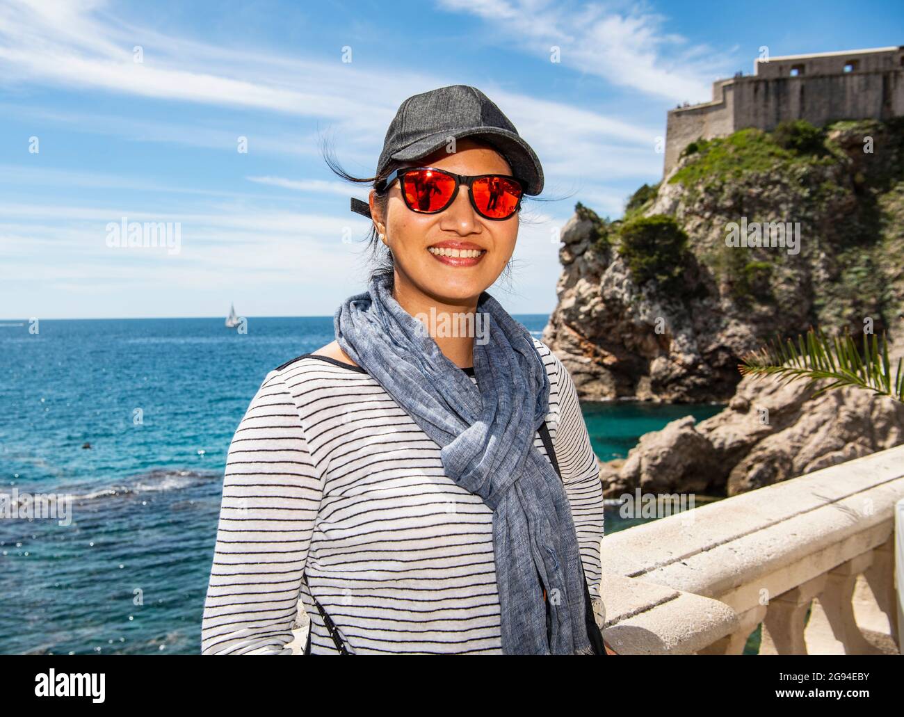 beautiful woman on sightseeing tour in Dubrovnik Stock Photo - Alamy