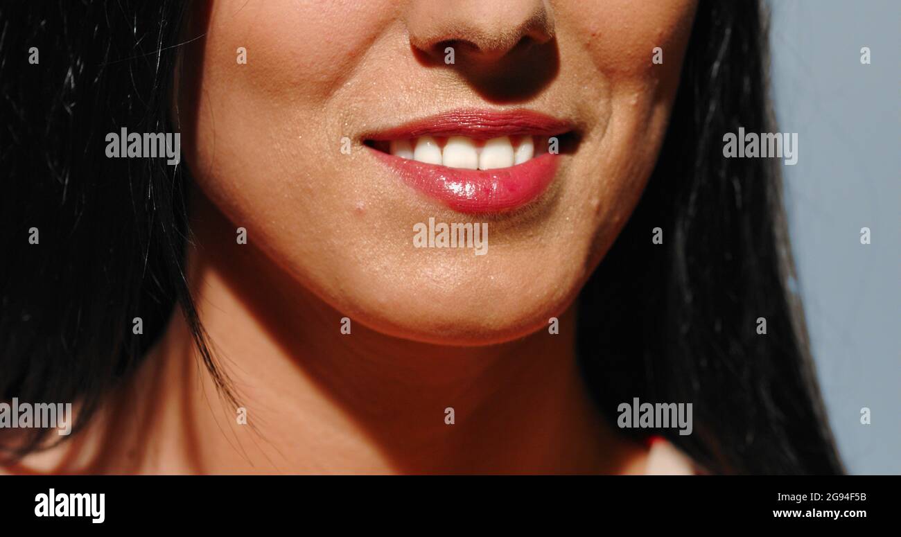 Smlie face hi-res stock photography and images - Alamy