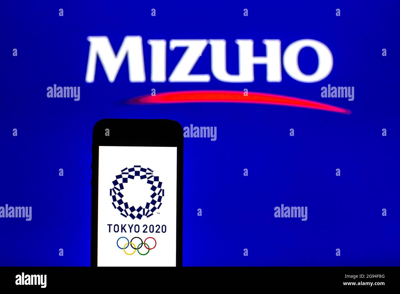 Mizuho logo hi-res stock photography and images - Alamy