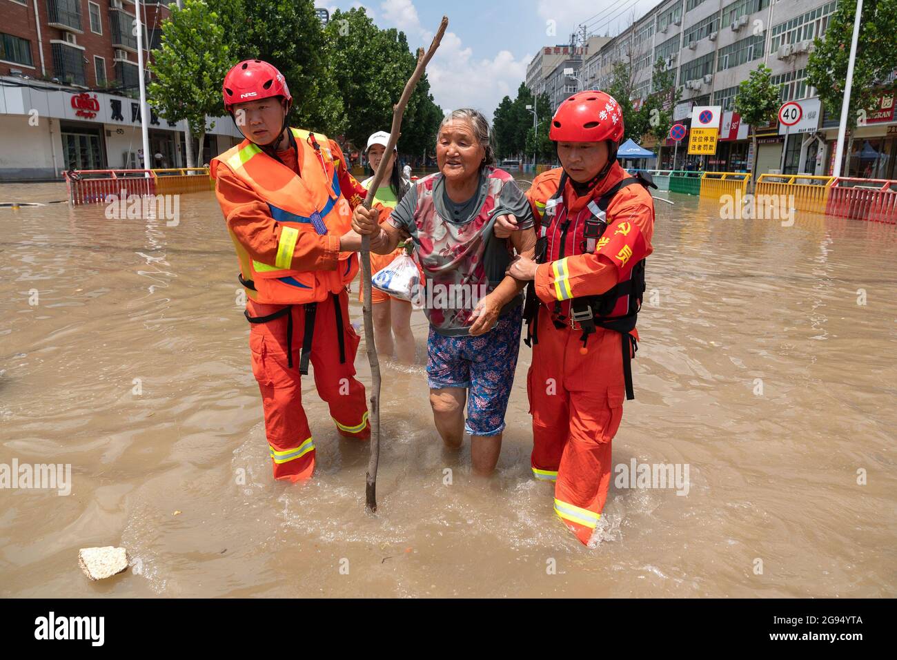 Zhengzhou flood hi-res stock photography and images - Alamy