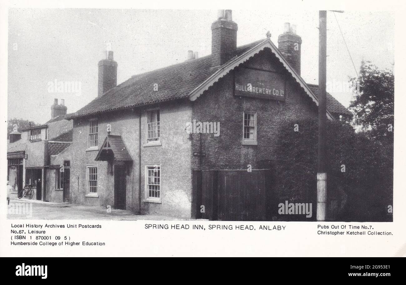 Vintage postcard of Spring Head Inn, Spring Head, Anlaby 1940s Stock ...