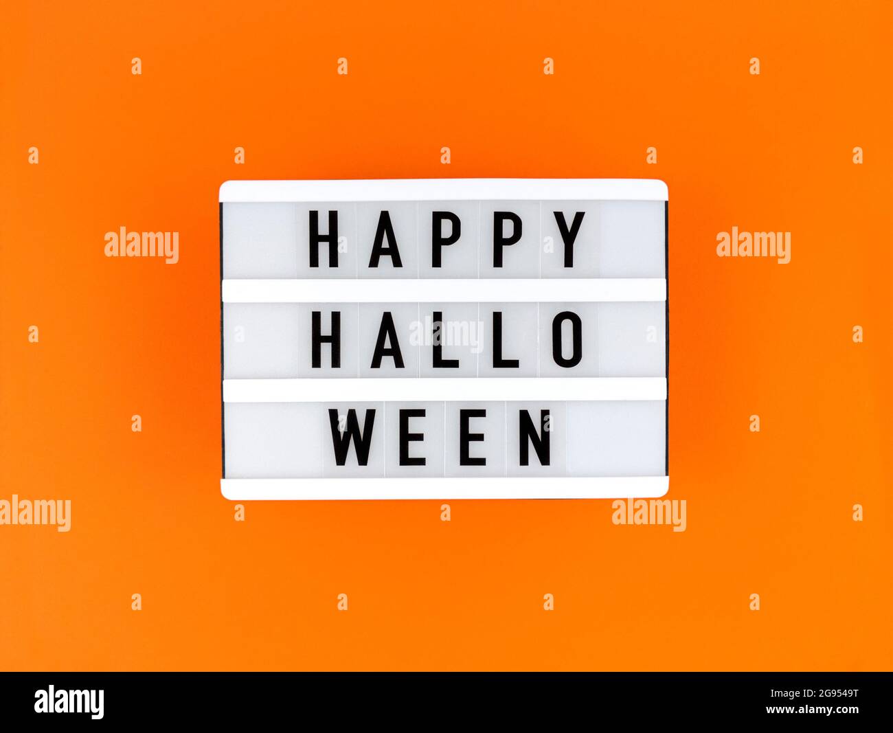 Lightbox background hi-res stock photography and images - Alamy