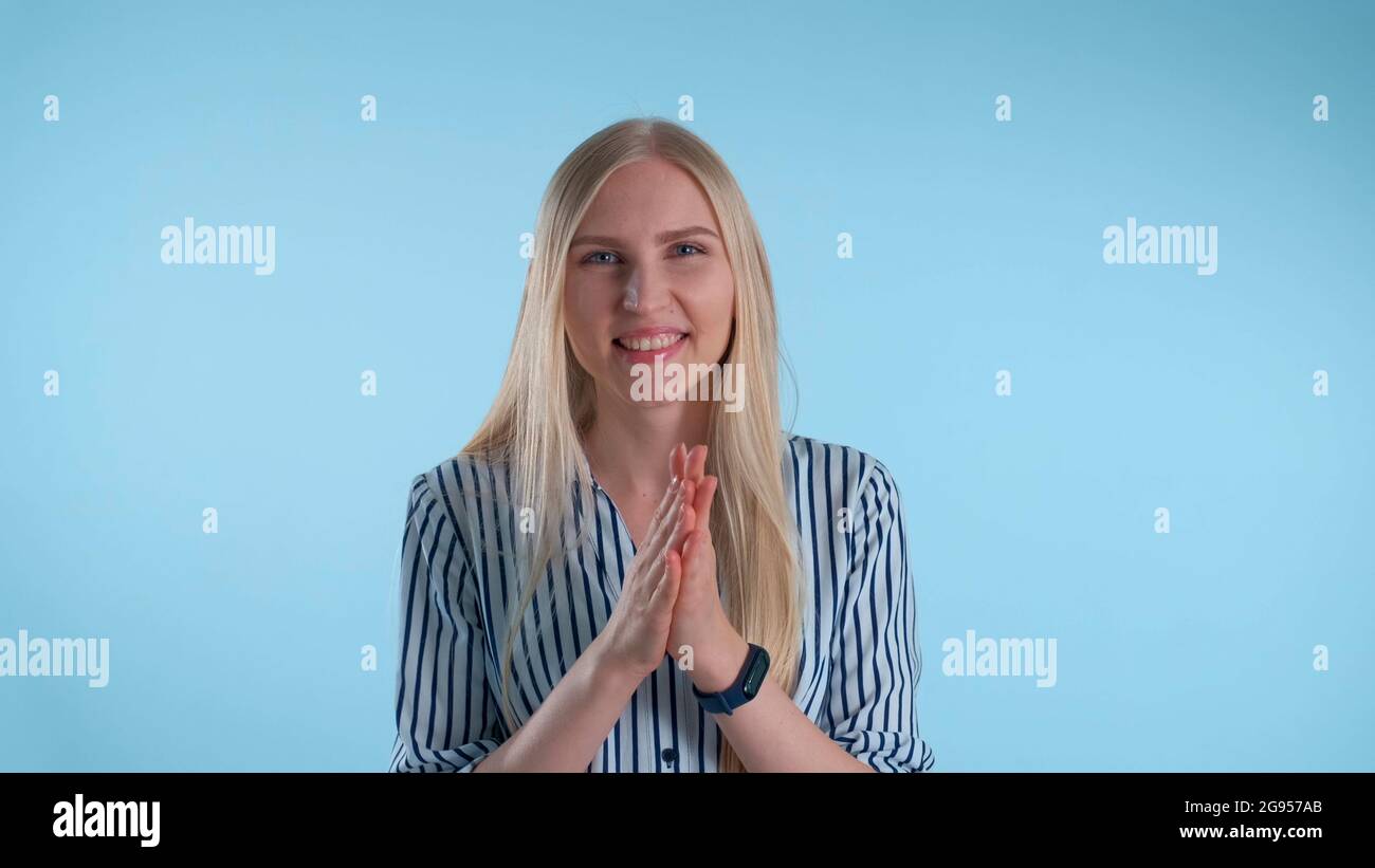 Lady clapping hi-res stock photography and images - Alamy