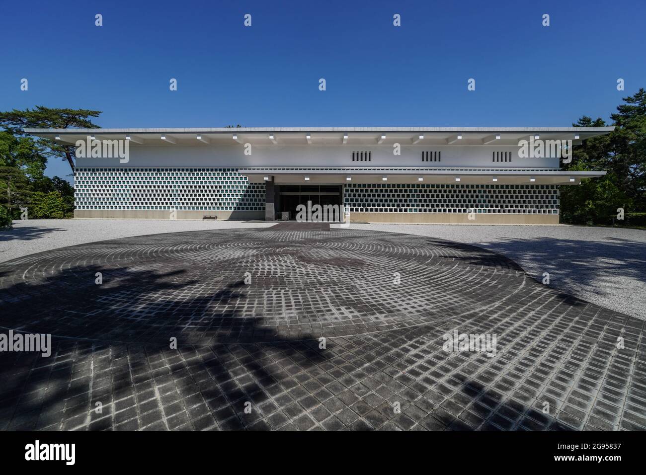 Japanese modernist architect hi-res stock photography and images - Alamy