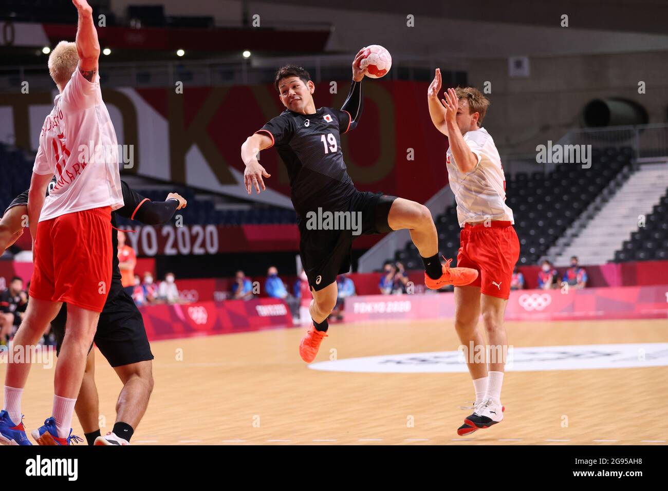 Tokyo, Japan. 24th July, 2021. Shinnosuke Tokuda (JPN) Handball : Men's ...