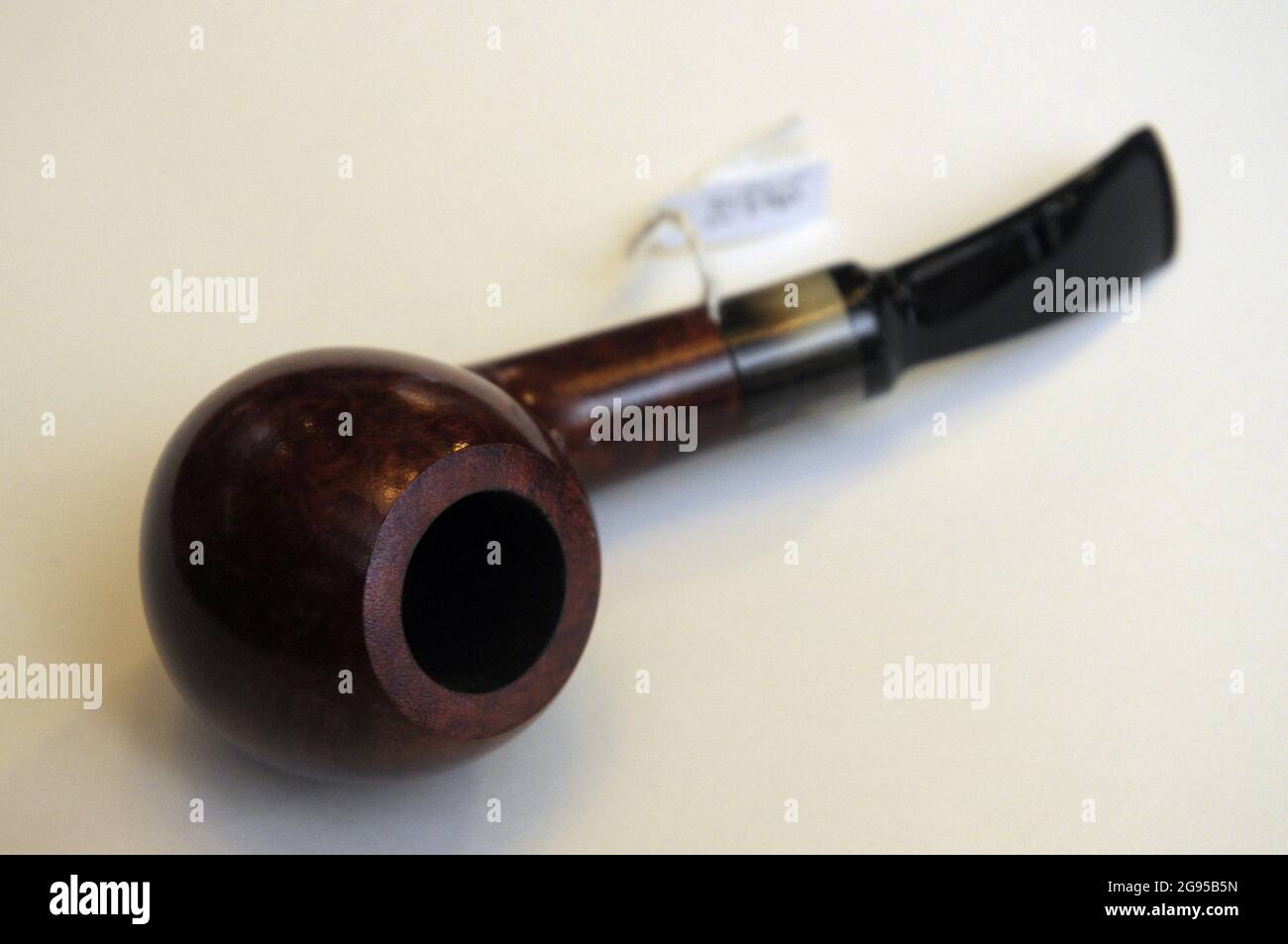 Quality pipe hi-res stock photography and images - Alamy