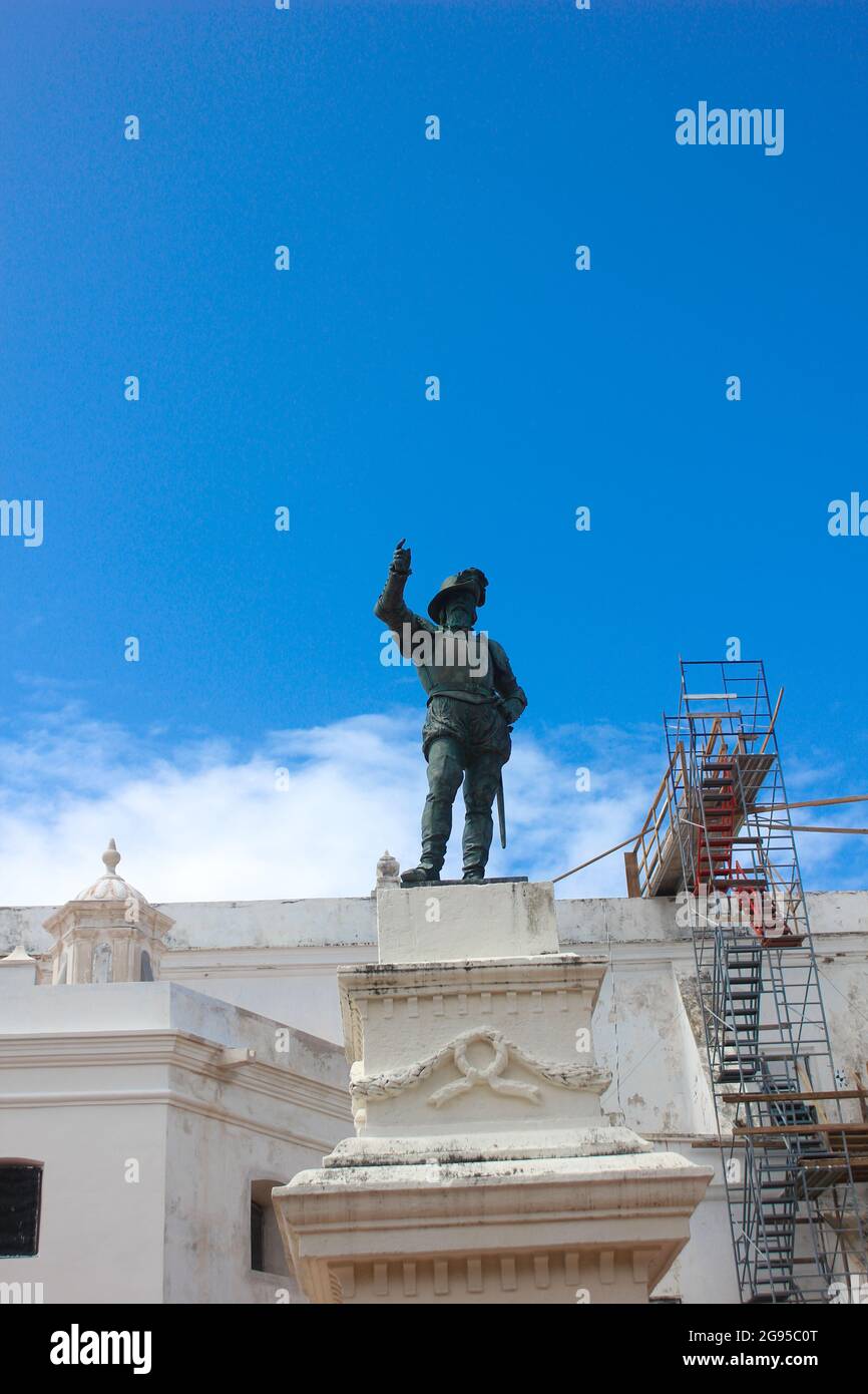 Juan Ponce De Leon statue in old San Juan, Puerto Rico Stock Photo - Alamy