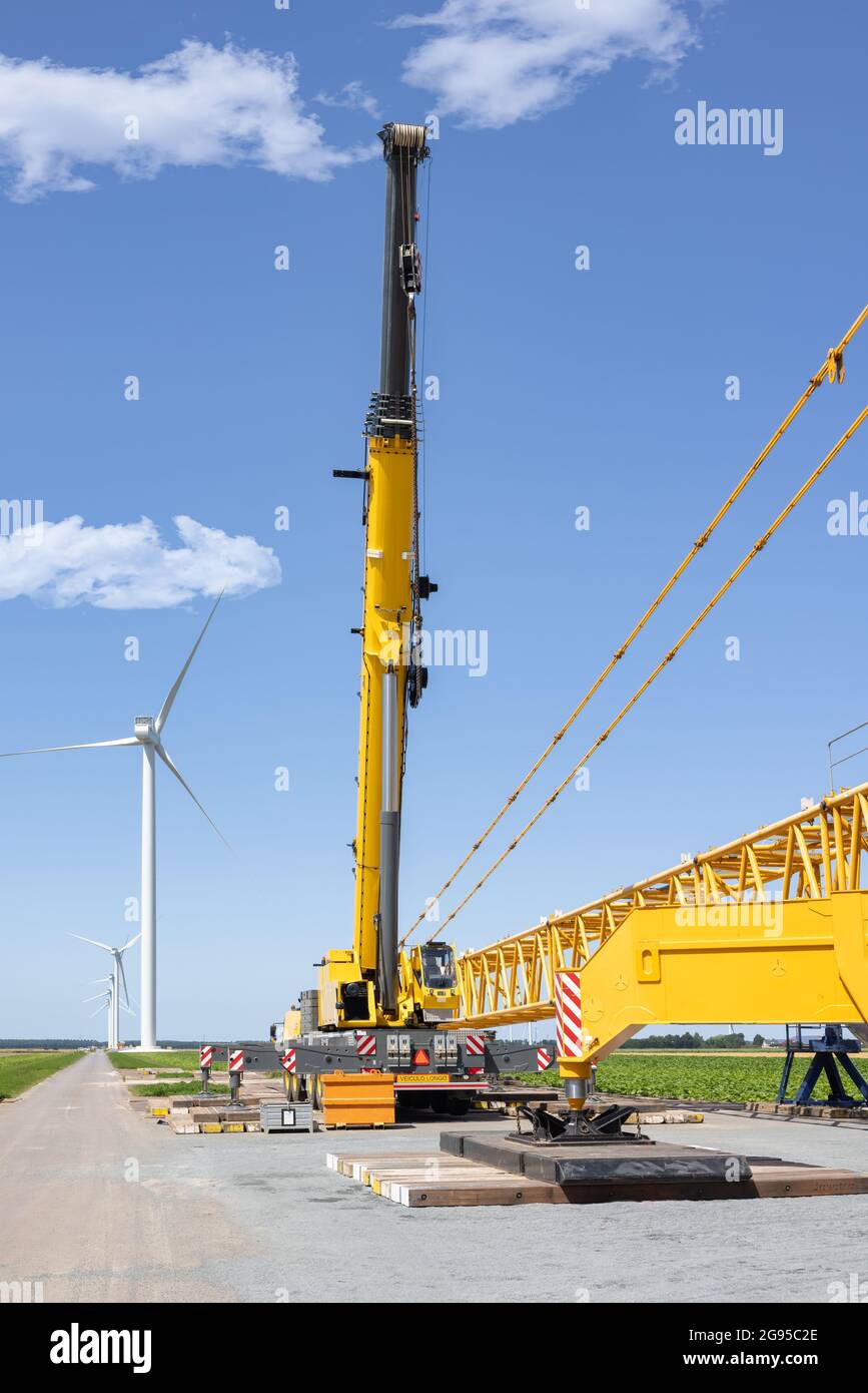 Dutch construction site new wind turbine farm with big crane Stock ...