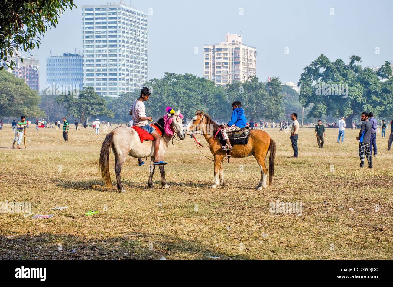 Sunrise at kolkata hi-res stock photography and images - Alamy