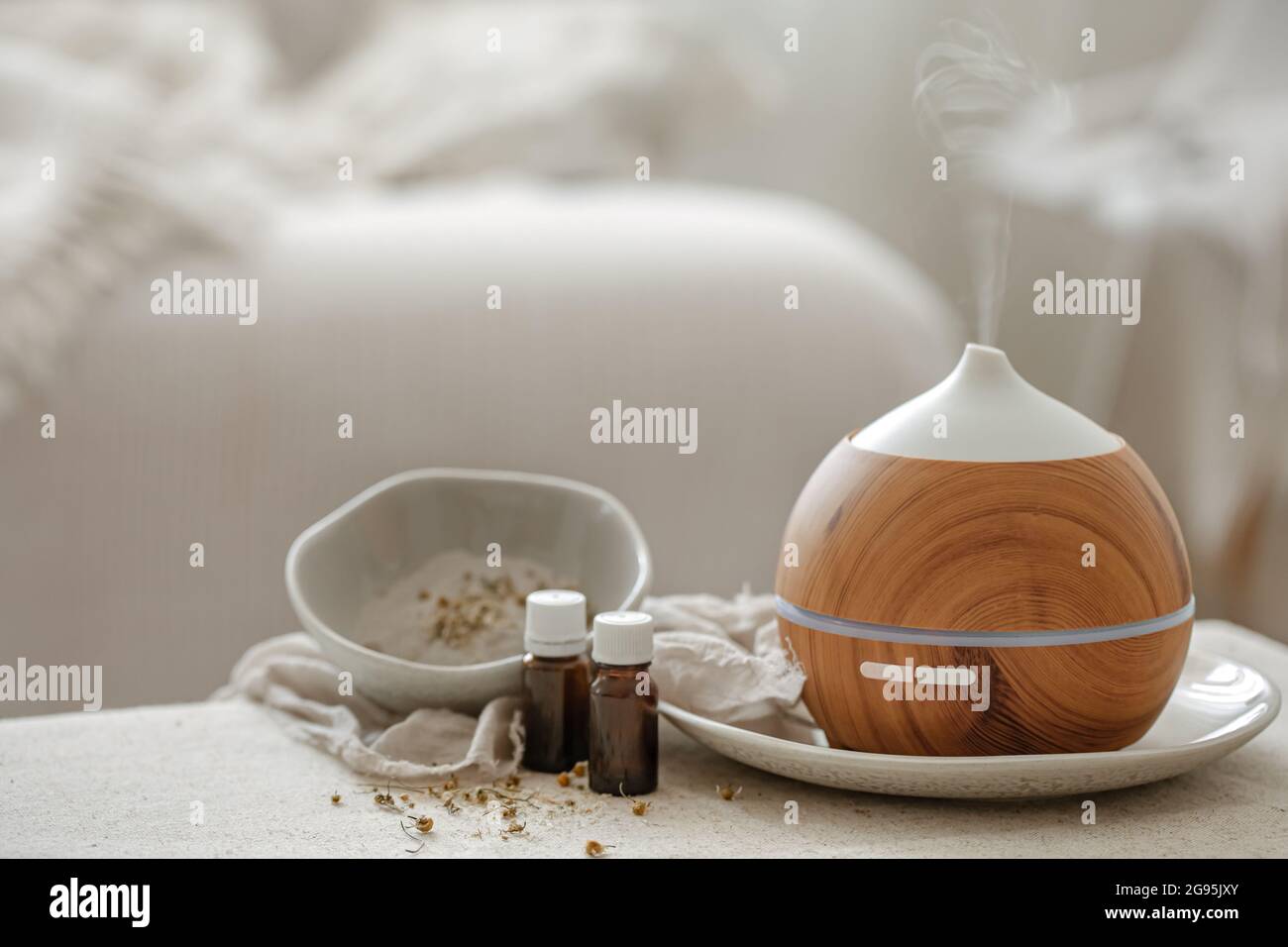 Diffusing therapy hi-res stock photography and images - Alamy