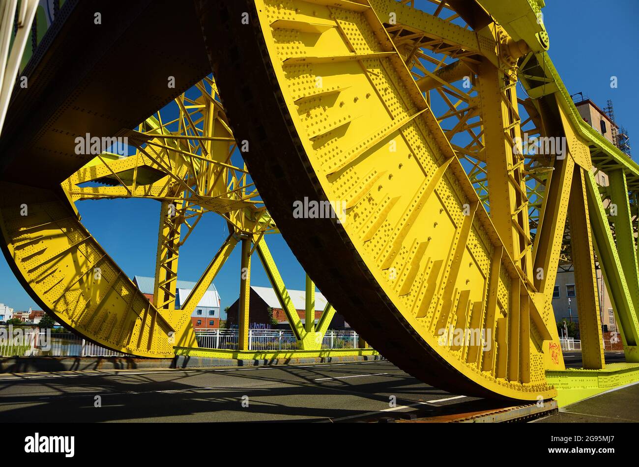Rolling bridge hi-res stock photography and images - Alamy