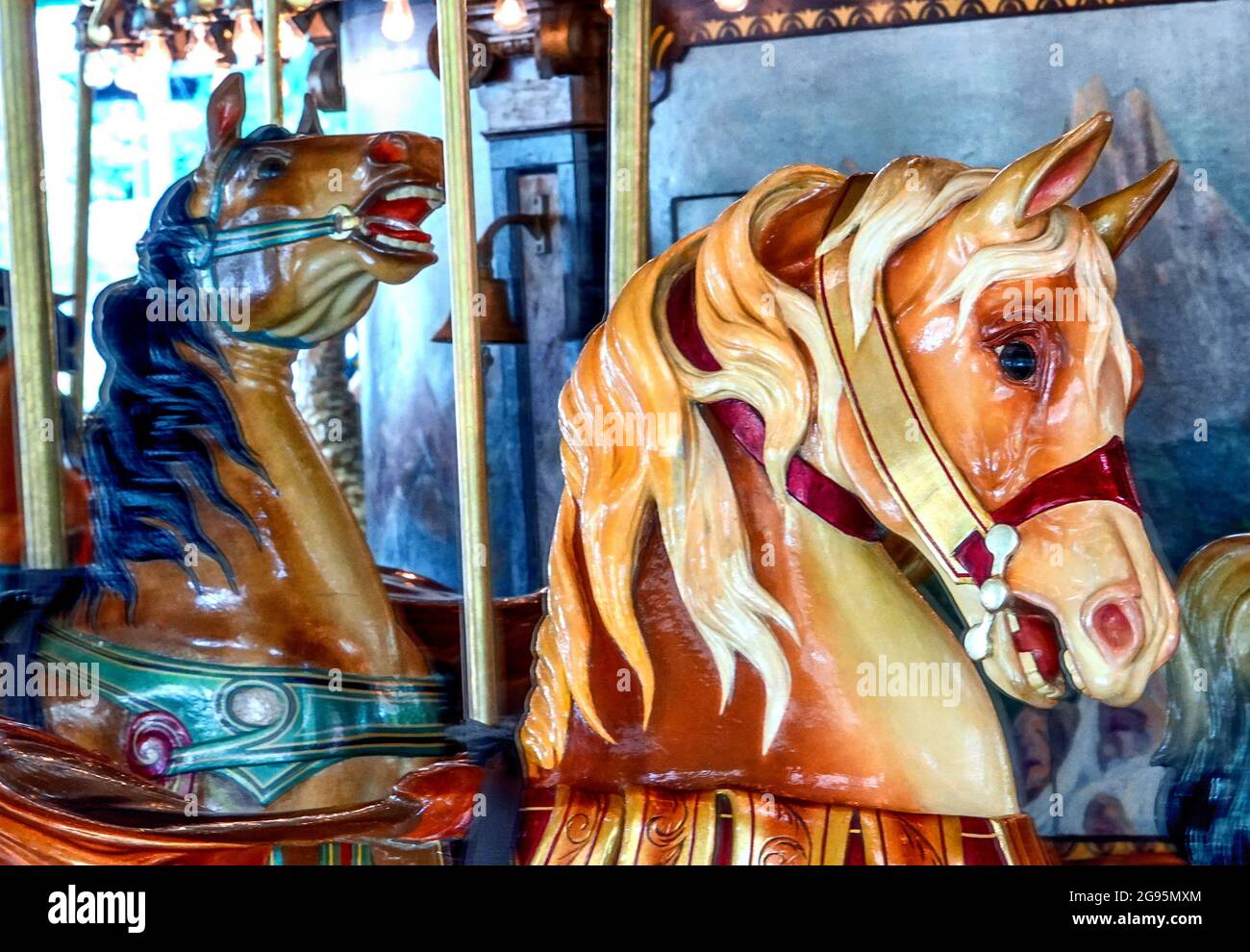 Dentzel hi-res stock photography and images - Alamy