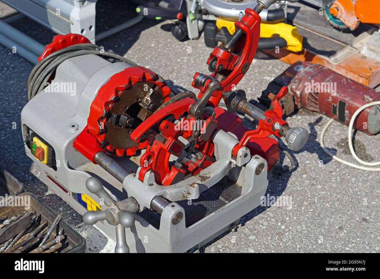 Metal tube pipe cutting machine tool equipment Stock Photo - Alamy