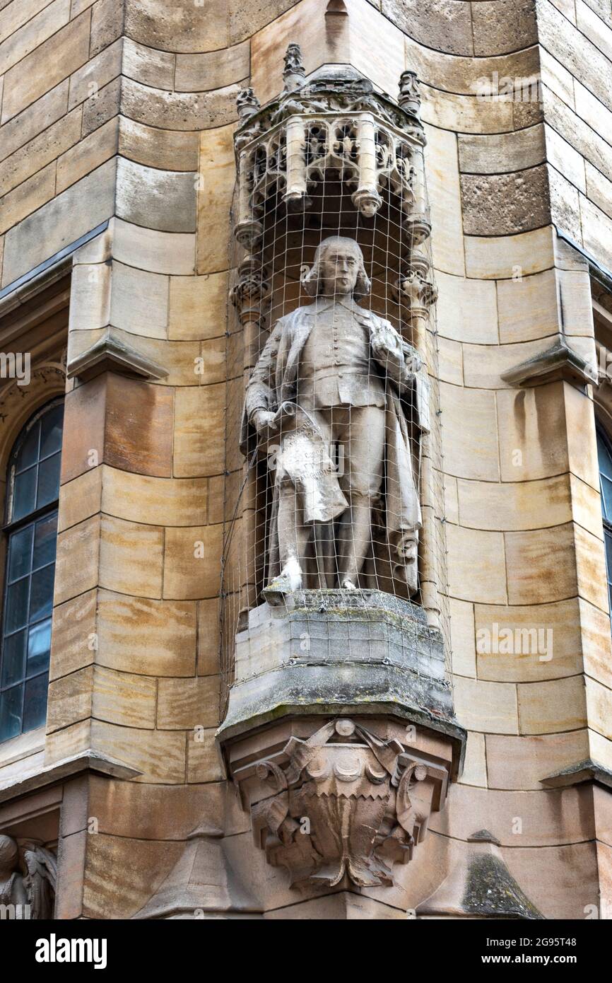 Trinity college sculpture hi-res stock photography and images - Alamy