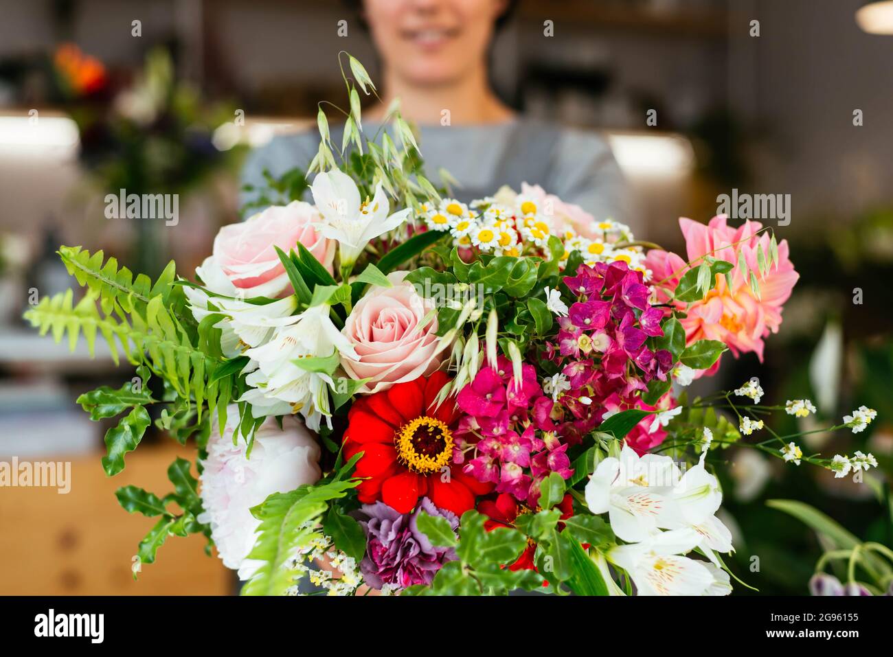 Crop unrecognizable female florist hi-res stock photography and images ...