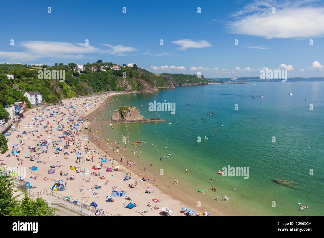 Tenby North Beach, Pembrokeshire, Wales, UK Stock Photo - Alamy