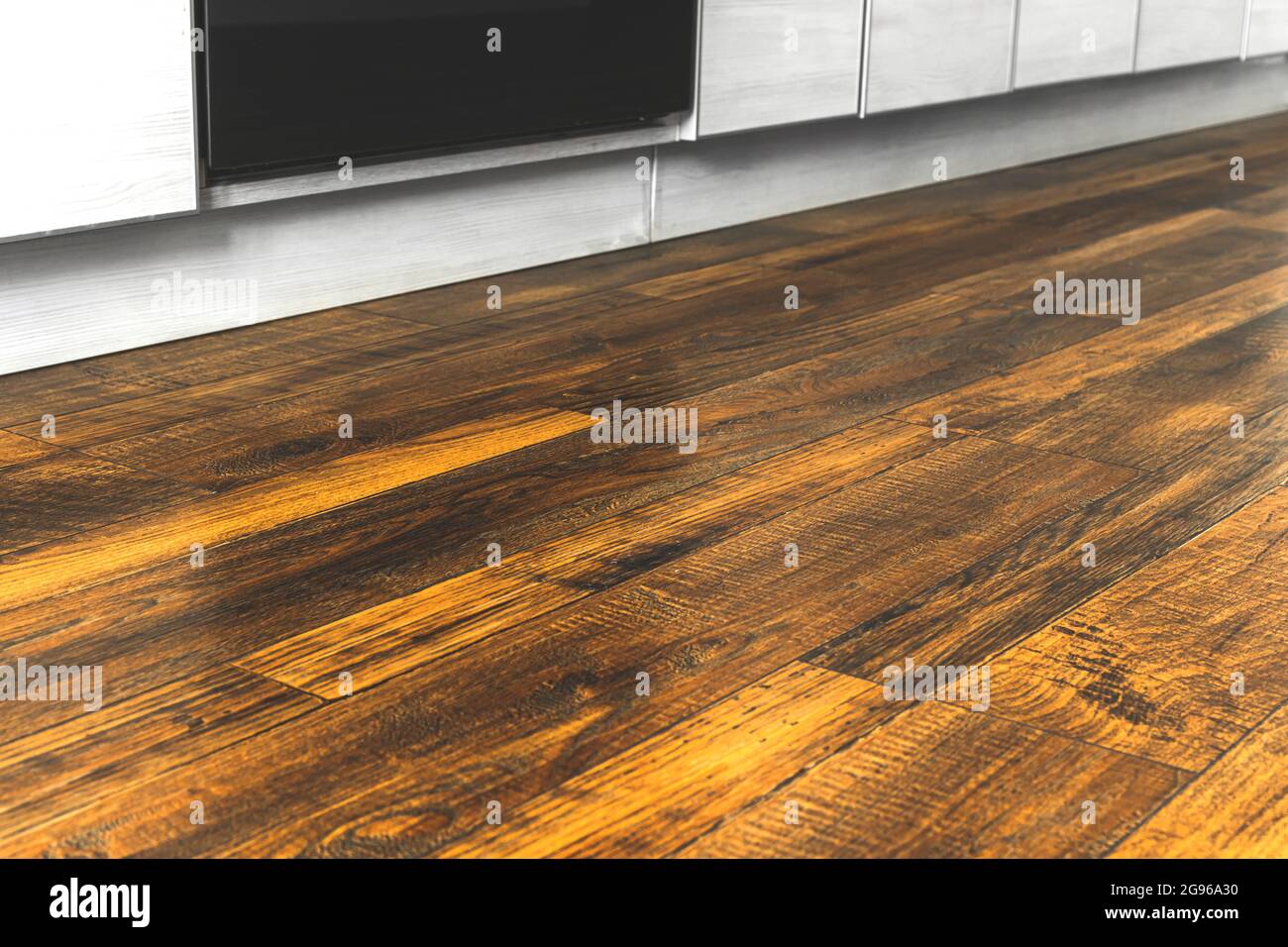 Modern wooden floor in apartment, interior renovation concept ...