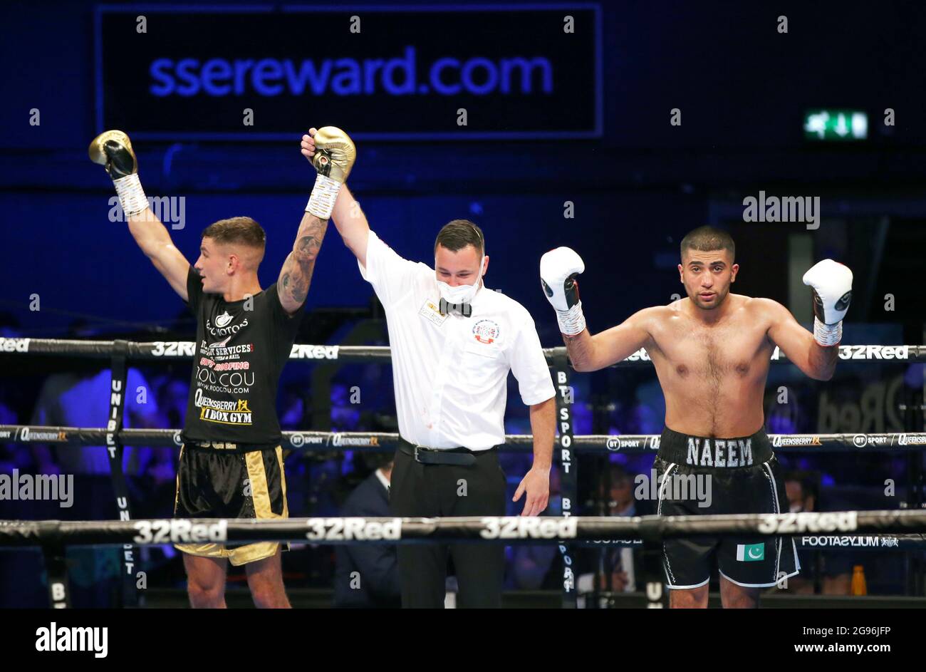 Sam Noakes (left) celebrates victory as Michael Isaac Carrero (right ...