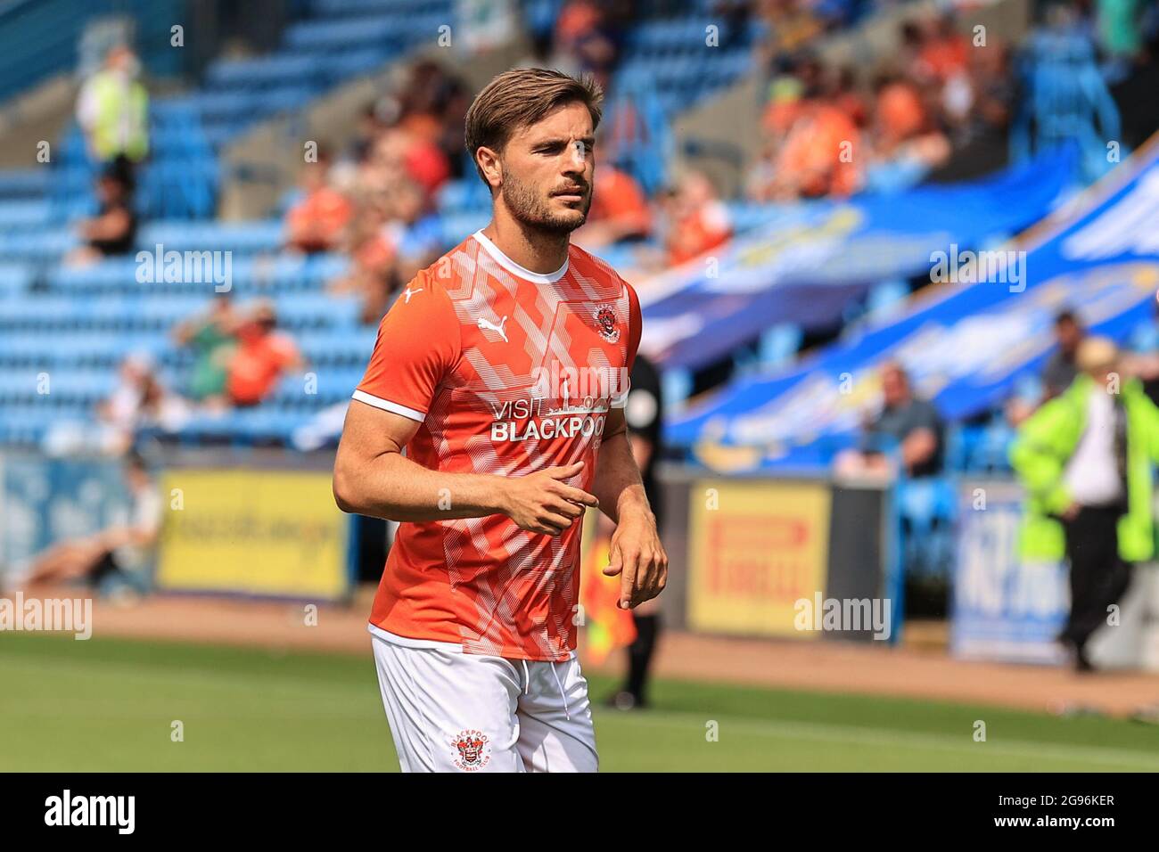 Luke Garbutt of Blackpool during the game Stock Photo - Alamy