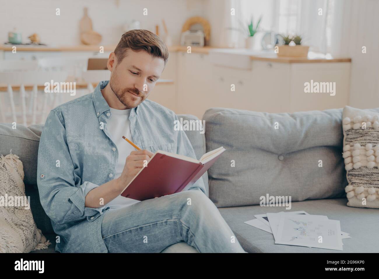 Calculations crossed hi-res stock photography and images - Alamy