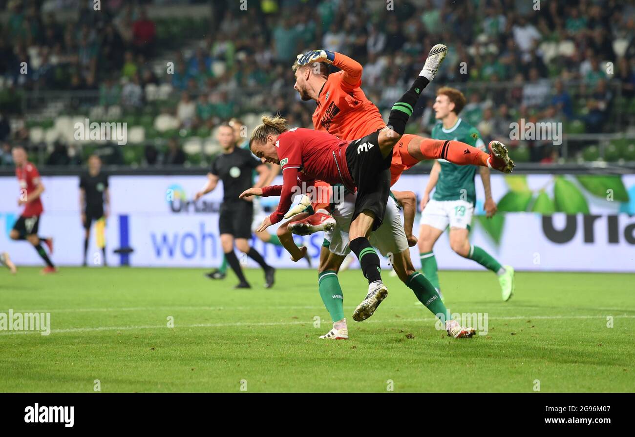 Robert hult hi-res stock photography and images - Alamy