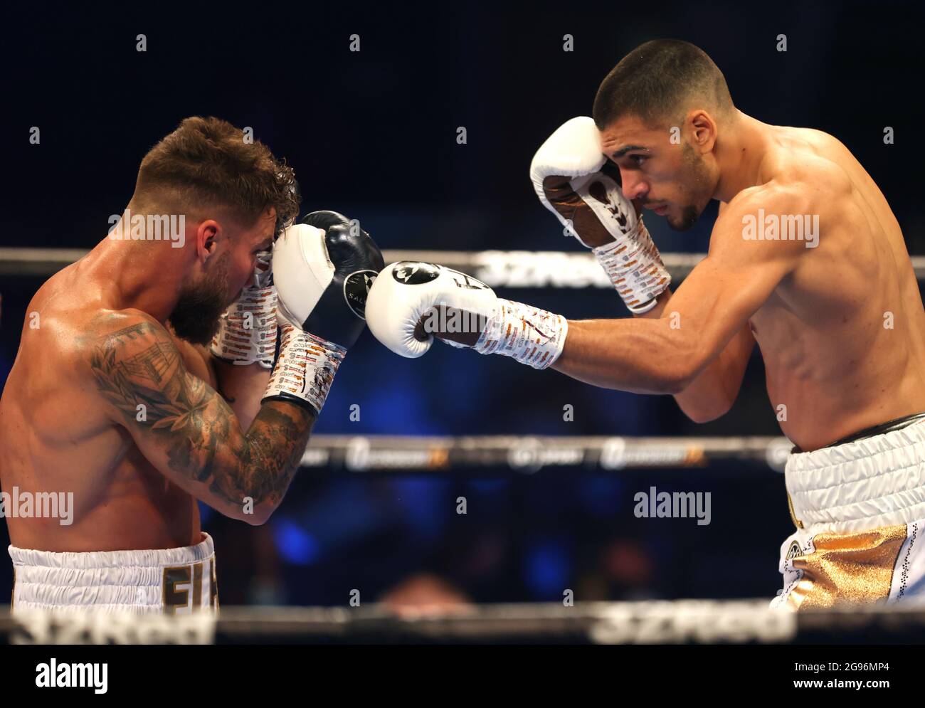 Ezequiel Gurria (left) and Hamzah Sheeraz in the World Boxing ...