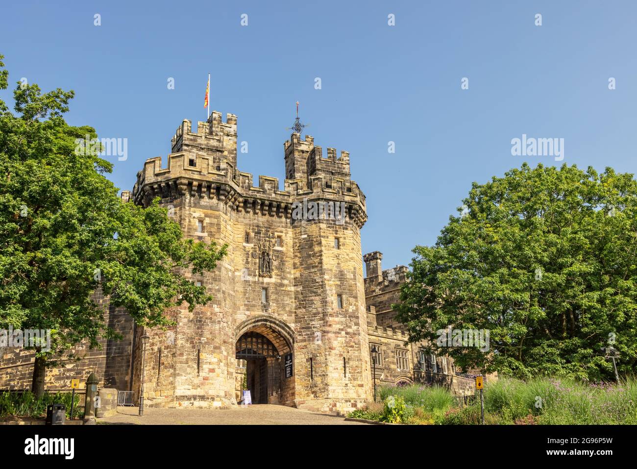 City of lancaster heritage building hi-res stock photography and images ...