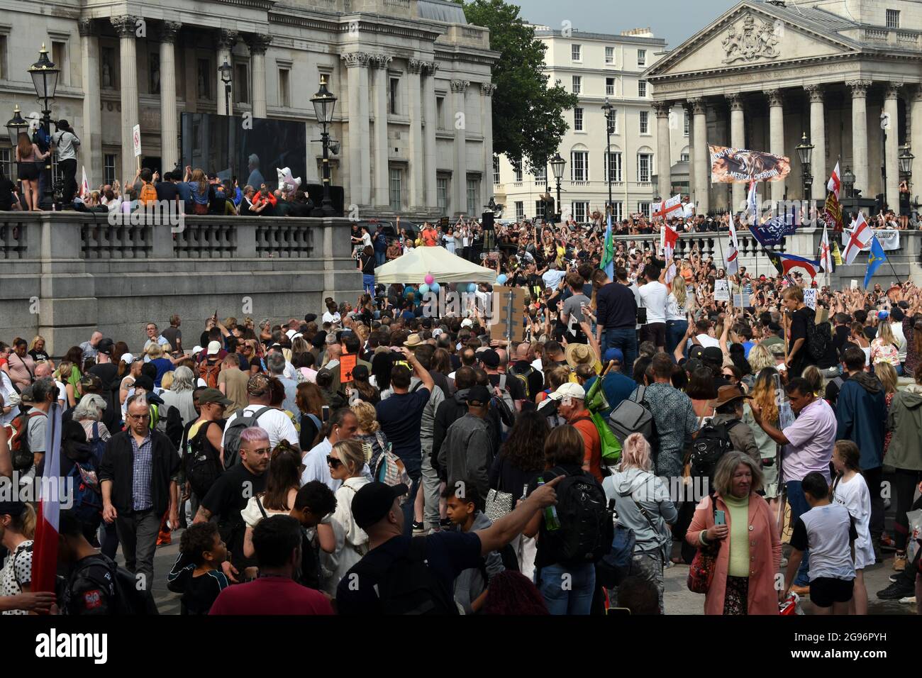 Trafalgar square freedom rally july hi-res stock photography and images ...